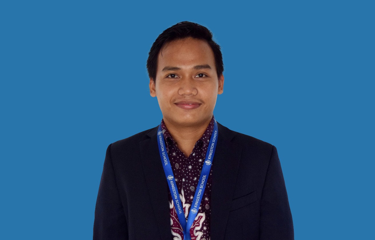 Mr Master | Kingston | Admin Staff | Operator